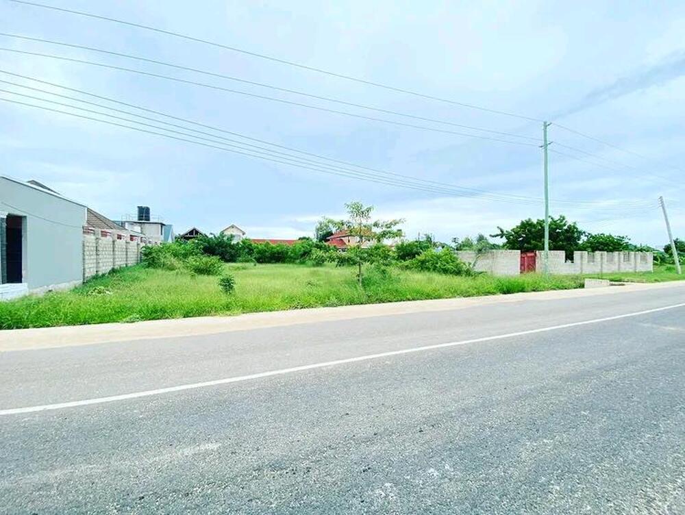 Plot for sale | Kupatana