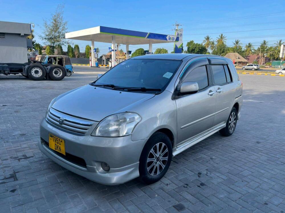 Toyota Raum | Kupatana