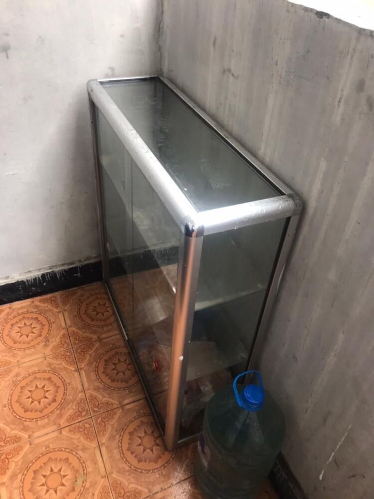 kabati la chips show case | Kupatana