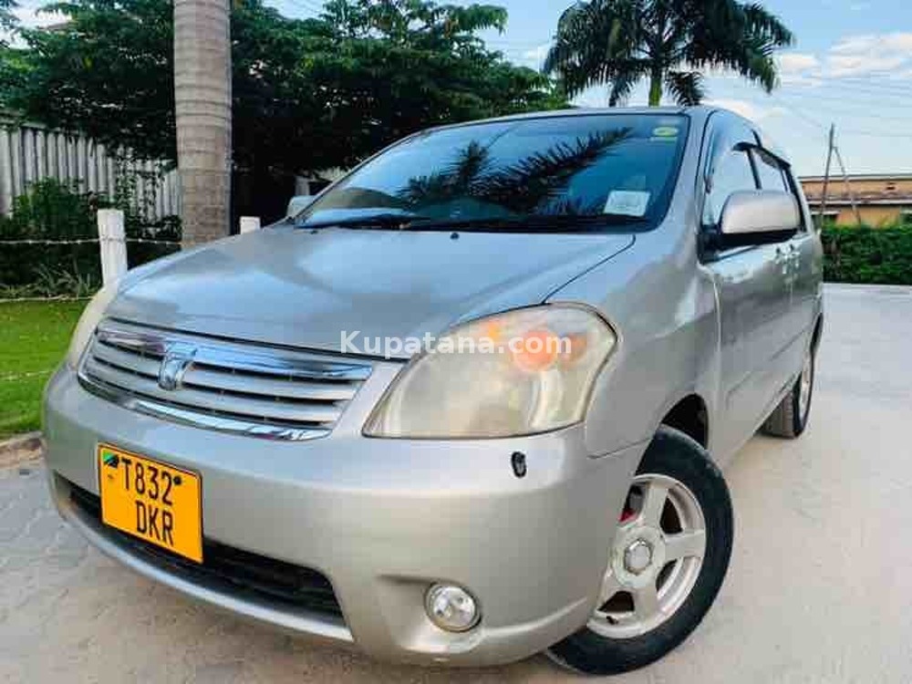 Toyota Raum | Kupatana