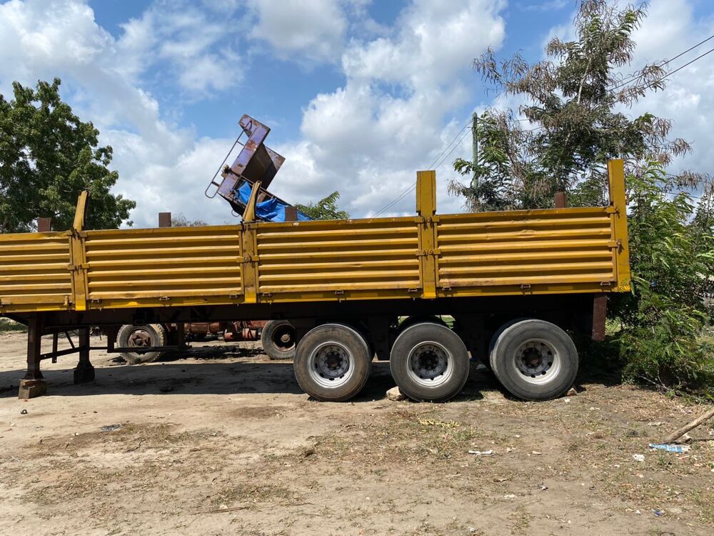 BHACHU DOUBLE TIRE TREILER | Kupatana