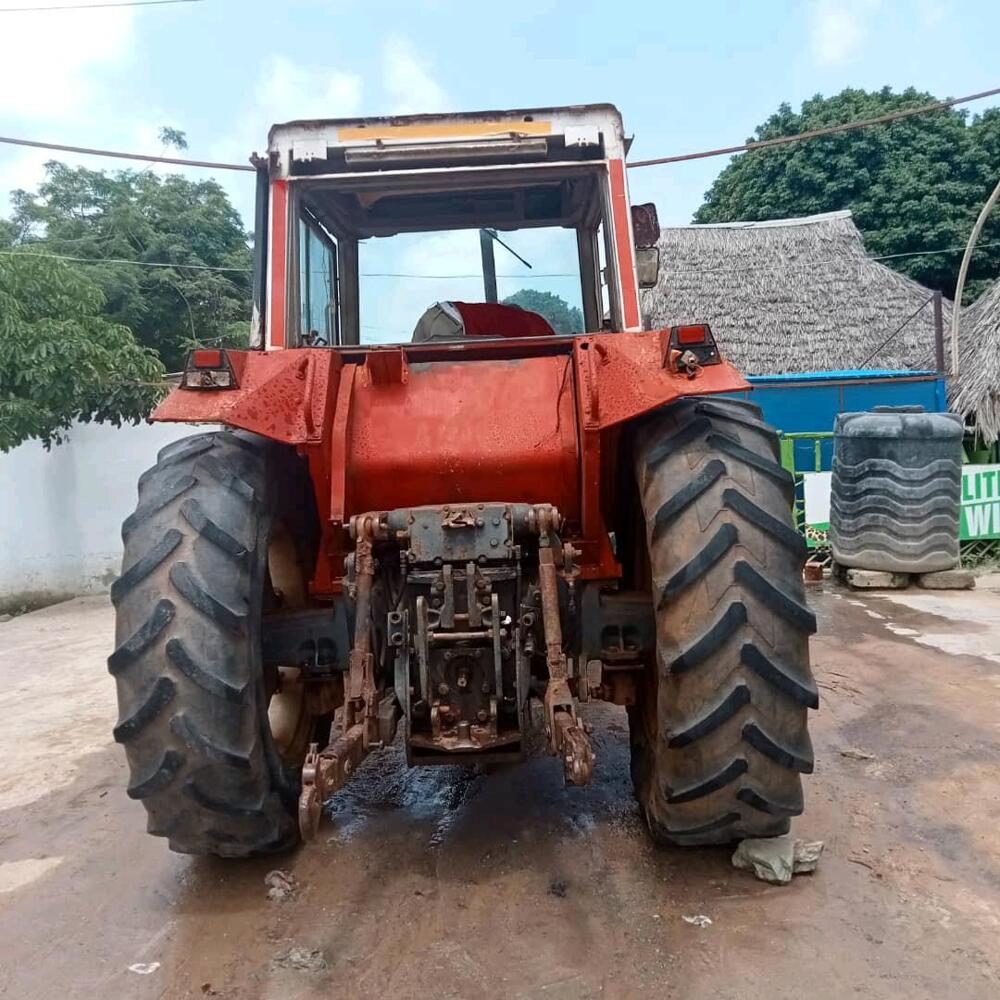 TRACTOR | Kupatana
