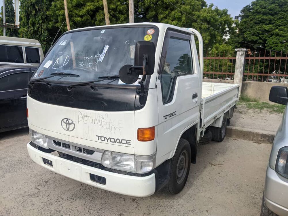 Toyoace dyna chassis | Kupatana