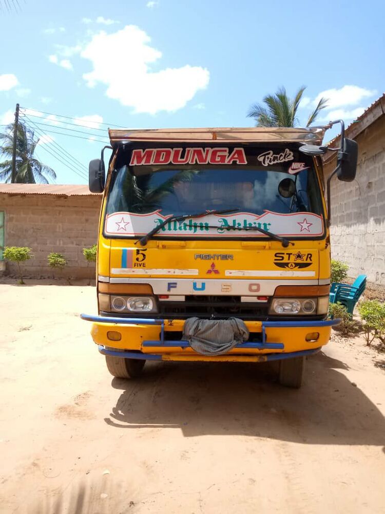 MITSUBISHI FUSO TIPPER Dt | Kupatana