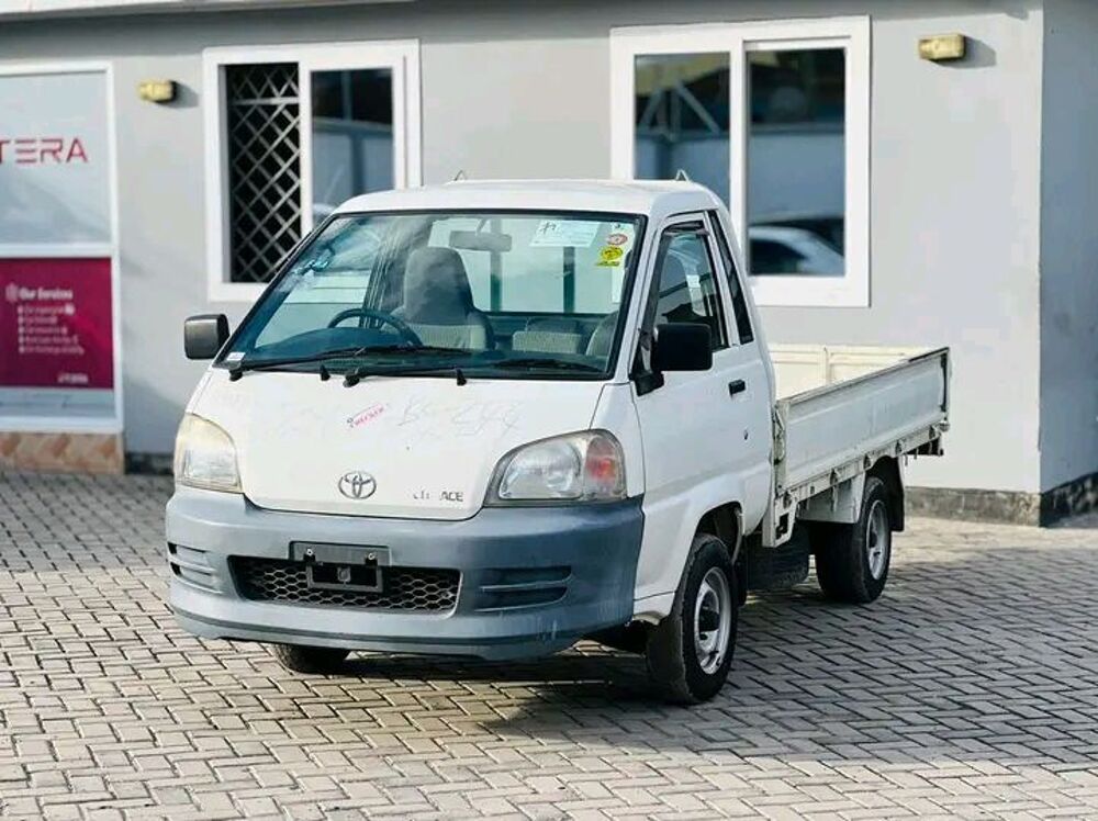 TOWN HIACE NAUZA NEW SAFI | Kupatana