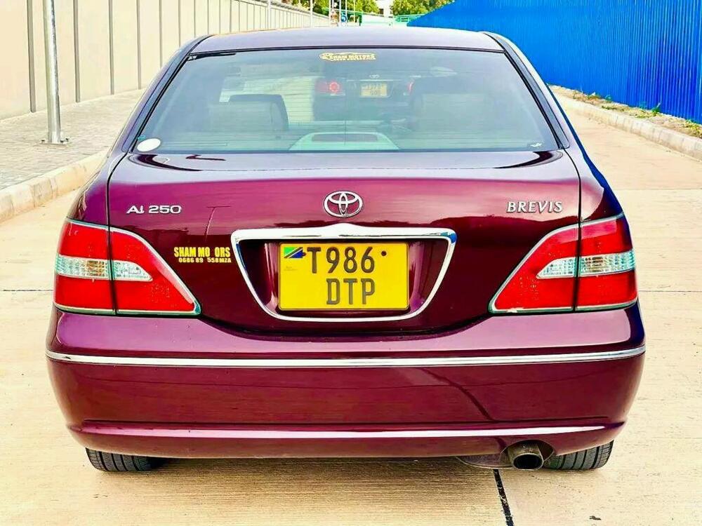 TOYOTA BREVIS | Kupatana