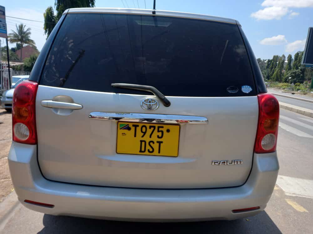 TOYOTA RAUM | Kupatana