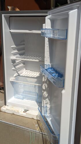 Boss fridge single door 90L | Kupatana