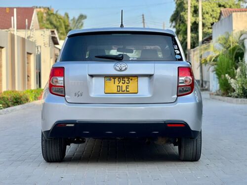 Toyota ist new model DLE | Kupatana