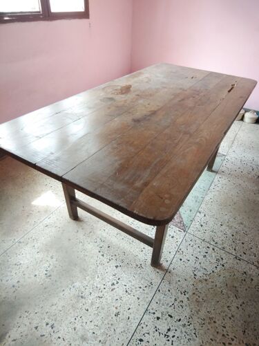 Meza Dining Table | Kupatana