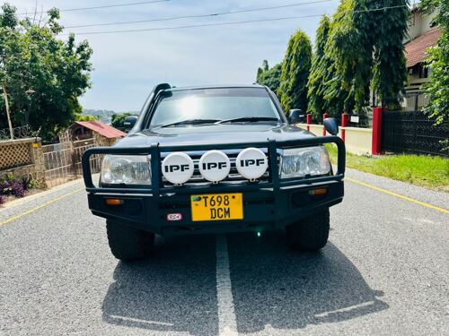 Toyota land cruiser | Kupatana
