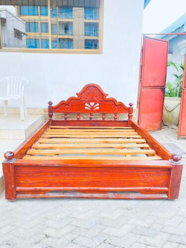 KITANDA CHA MBAO 5 kwa 6 | Kupatana