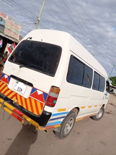 HiAce old model | Kupatana