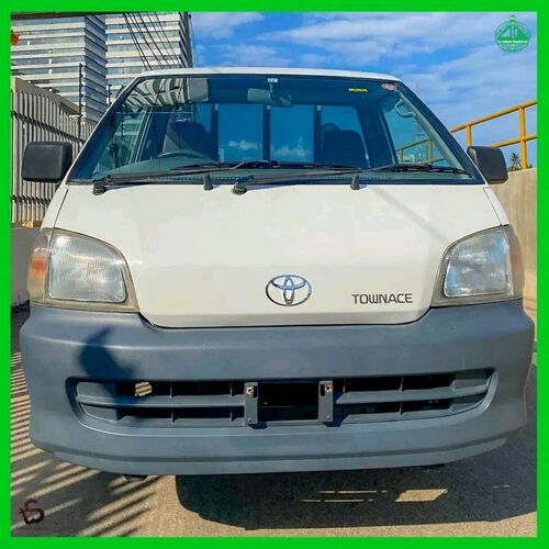 TOWN HIACE NAUZA NEW | Kupatana