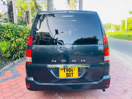 Toyota Noah New Shape DQT | Kupatana