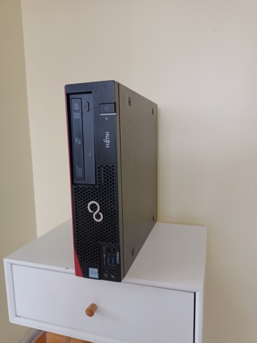 Fujitsu esprimo core i7 6th gen | Kupatana