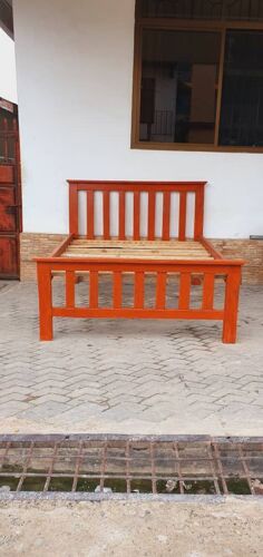 KITANDA KIZURI SANA CHA MBAO | Kupatana