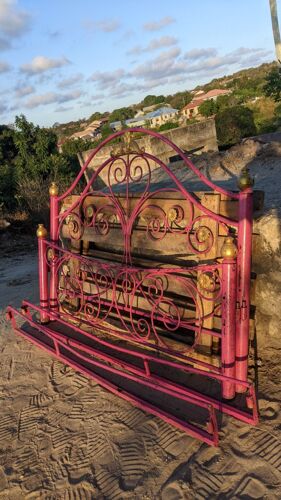 Kitanda kizuri sana 5/6 | Kupatana