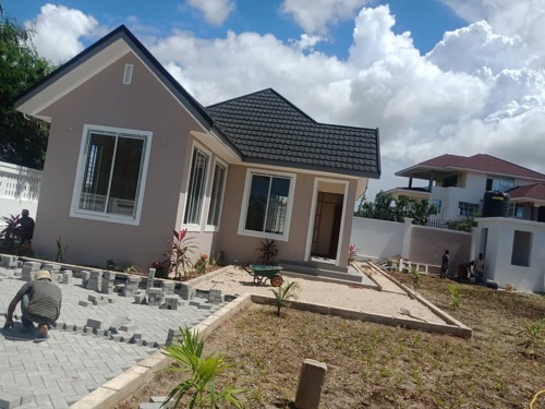 3 bed room stand alone house for rent at ... | Kupatana