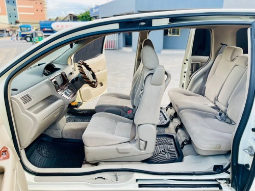 TOYOTA RAUM | Kupatana