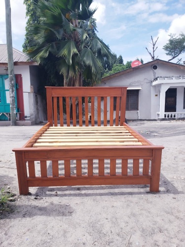 Nauza Kitanda Cha Mbao 5/6 | Kupatana