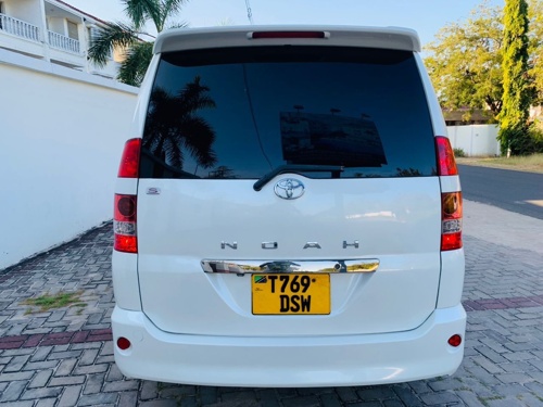 Toyota Noah New Shape DAW | Kupatana