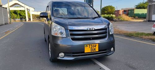 TOYOTA NOAH NEW SHAPE | Kupatana